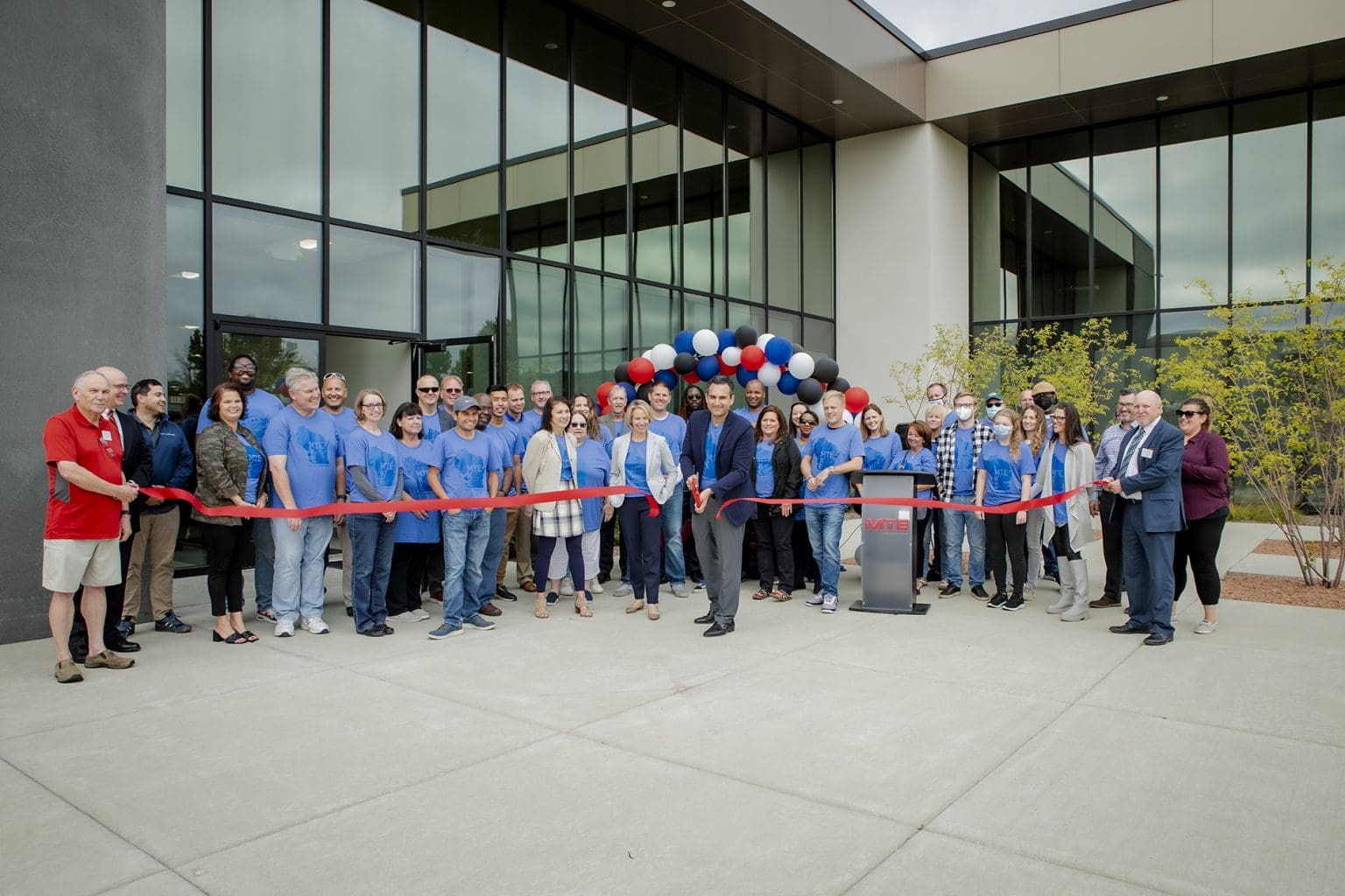 MTE Celebrates Grand Opening of Flagship Headquarters | MTE Corporation